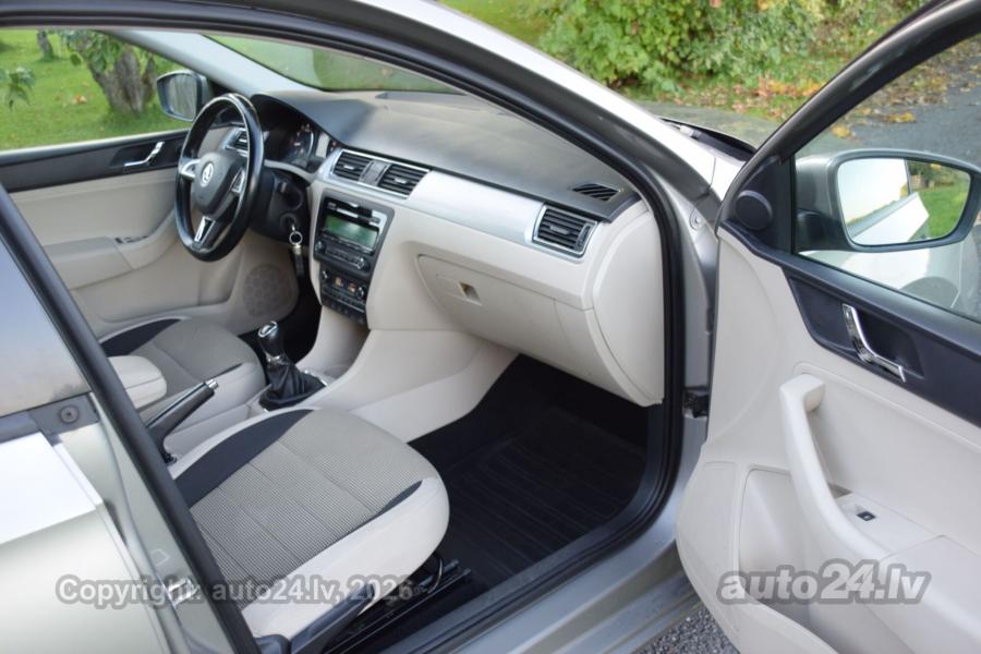 Smilšu krāsa Skoda Rapid 2015 Viljandi, ar dzinēja tilpumu 1.20 L un nobraukumu 148 tūkst. km par 6990 €, foto 9 vietnē AUTOMOTO.COM.LV