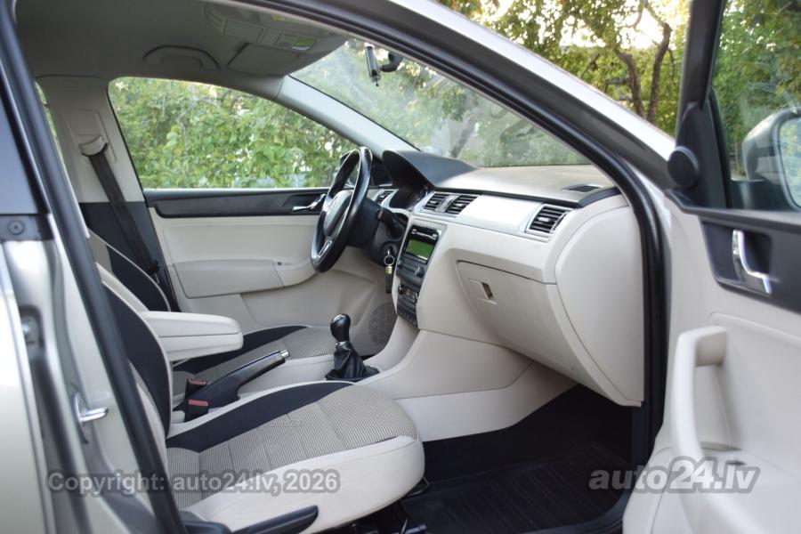 Smilšu krāsa Skoda Rapid 2015 Viljandi, ar dzinēja tilpumu 1.20 L un nobraukumu 148 tūkst. km par 6990 €, foto 10 vietnē AUTOMOTO.COM.LV