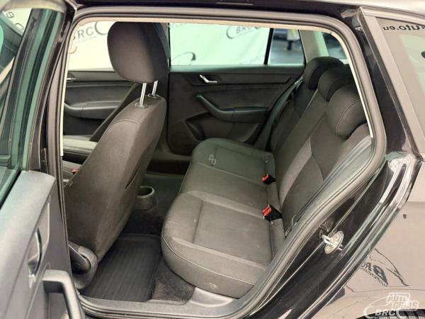 Melns Skoda Rapid 2013 Avižieniai, ar dzinēja tilpumu 1.60 L un nobraukumu 291 tūkst. km par 4600 €, foto 4 vietnē AUTOMOTO.COM.LV