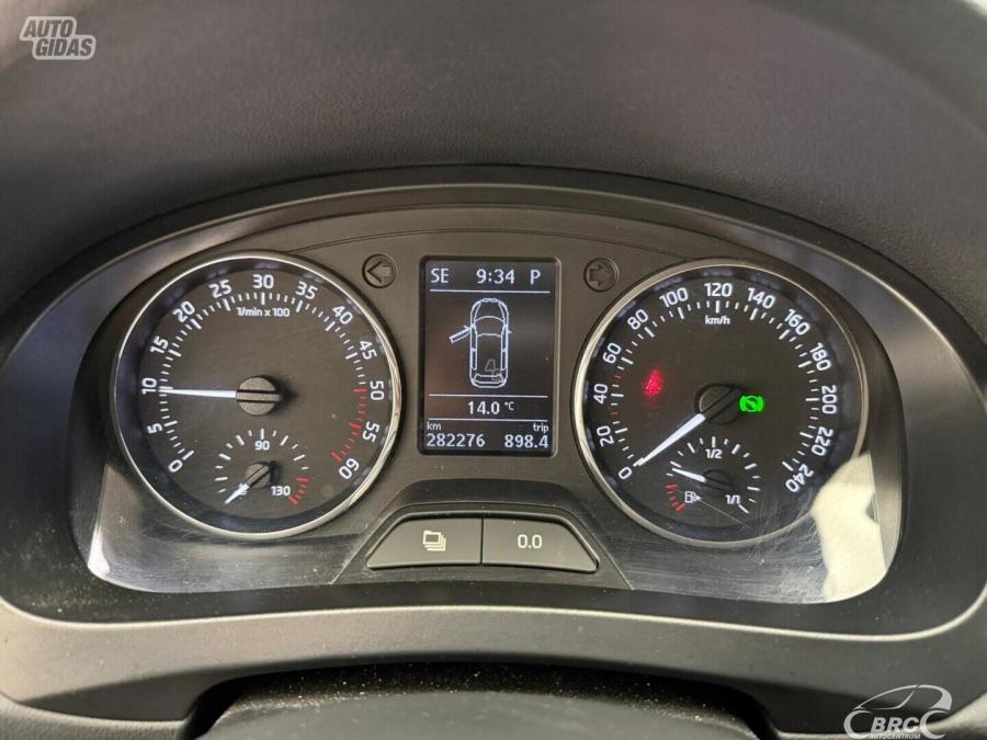 Melns Skoda Rapid 2013 Avižieniai, ar dzinēja tilpumu 1.60 L un nobraukumu 291 tūkst. km par 4600 €, foto 11 vietnē AUTOMOTO.COM.LV