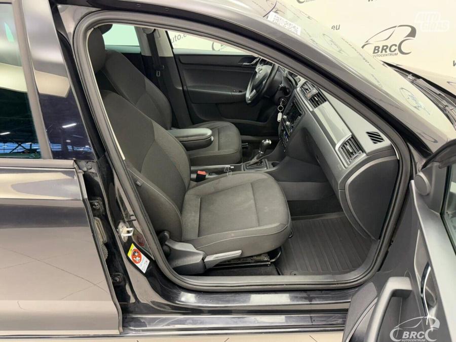 Melns Skoda Rapid 2013 Avižieniai, ar dzinēja tilpumu 1.60 L un nobraukumu 291 tūkst. km par 4600 €, foto 19 vietnē AUTOMOTO.COM.LV