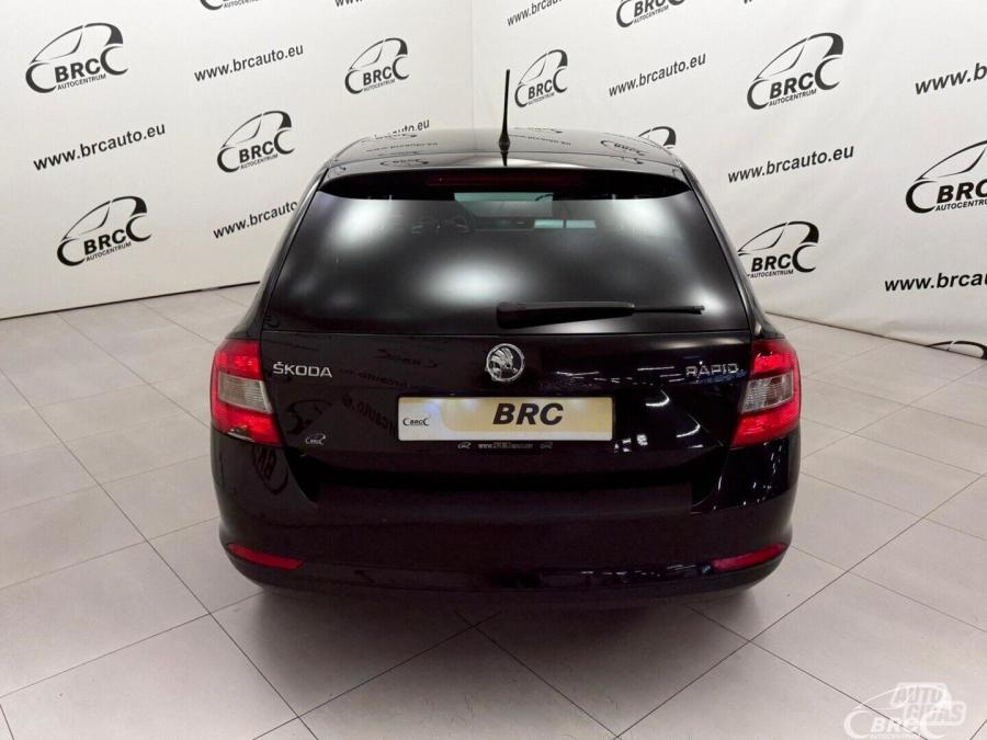 Melns Skoda Rapid 2013 Avižieniai, ar dzinēja tilpumu 1.60 L un nobraukumu 291 tūkst. km par 4600 €, foto 22 vietnē AUTOMOTO.COM.LV