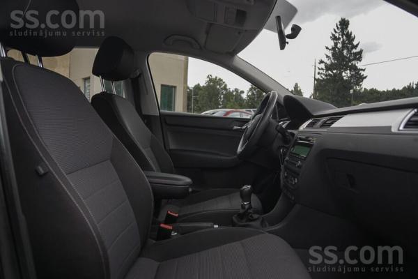 Черный Шкода Рапид 2013 в Рига, объемом двигателя 1.20 л и пробегом 125 тыс. км за 6900 €, фото 5 на AUTOMOTO.COM.LV