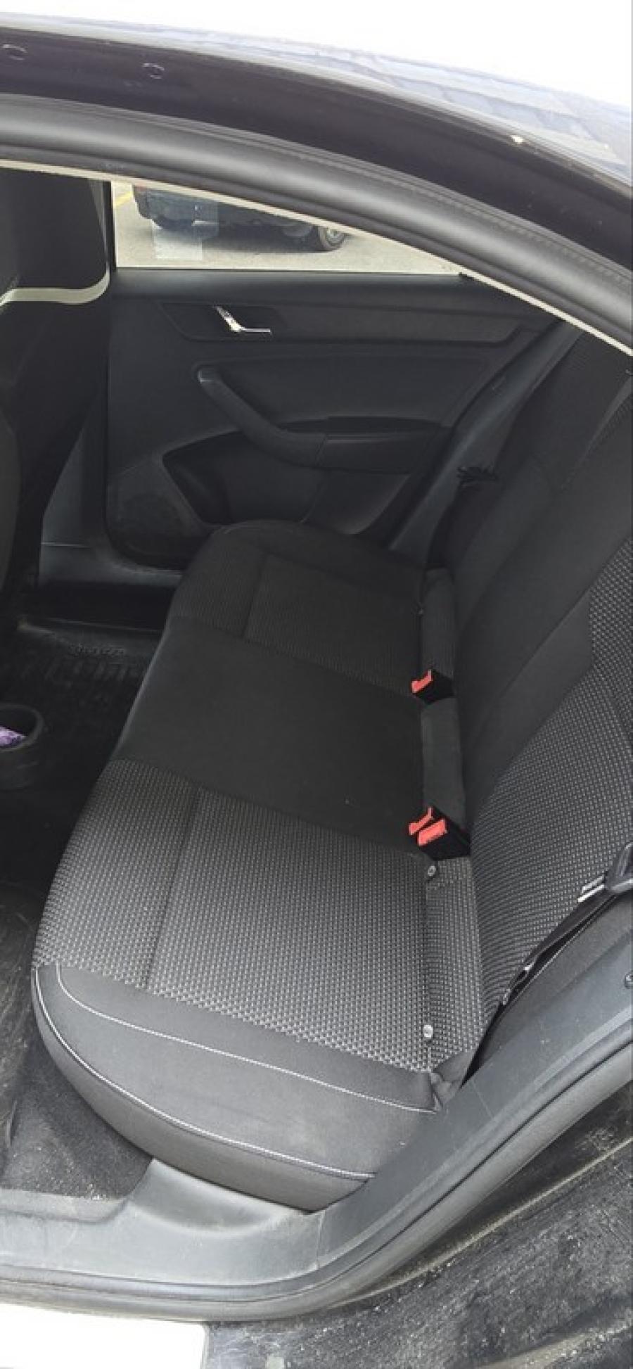 Black Skoda Rapid 2014 in Tallinn, with an engine capacity of 1.20 L and mileage of 336 thousand km for 2439 €, photo 13 on AUTOMOTO.COM.LV