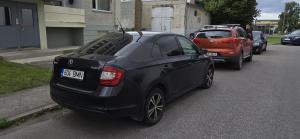 Black Skoda Rapid 2014 in Tallinn, with an engine capacity of 1.20 L and mileage of 336 thousand km for 2439 €, photo 14 on AUTOMOTO.COM.LV