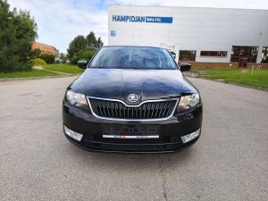 Black Skoda Rapid 2014 in Siauliai, with an engine capacity of 1.60 L and mileage of 299 thousand km for 4200 €, photo 3 on AUTOMOTO.COM.LV