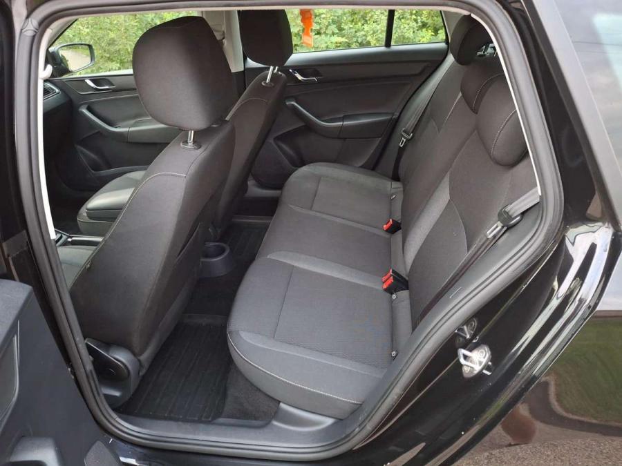 Melns Skoda Rapid 2015 Radviliškis, ar dzinēja tilpumu 1.60 L un nobraukumu 206 tūkst. km par 4900 €, foto 17 vietnē AUTOMOTO.COM.LV