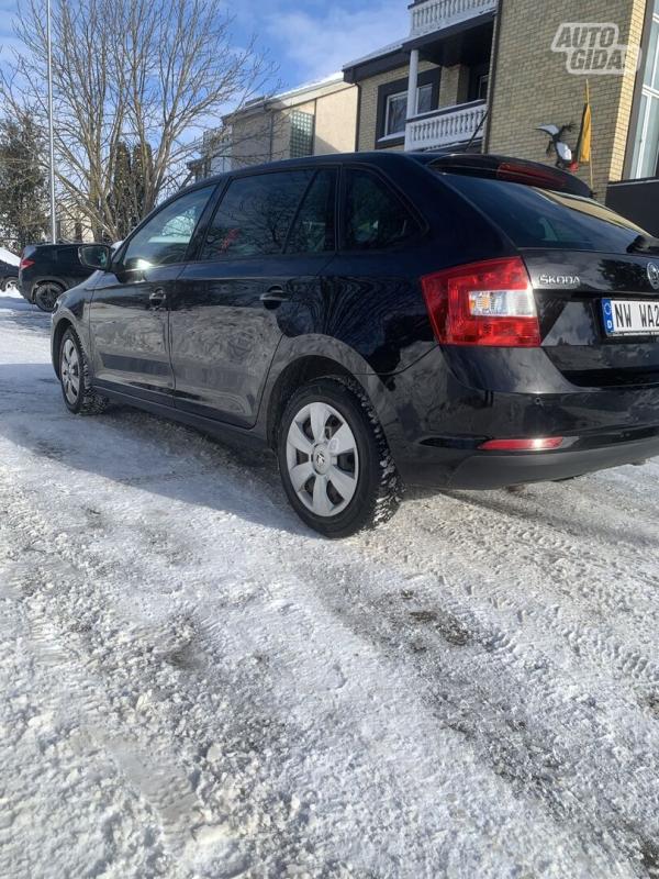Melns Skoda Rapid 2016 Šauļi, ar dzinēja tilpumu 1.40 L un nobraukumu 275 tūkst. km par 4800 €, foto 2 vietnē AUTOMOTO.COM.LV