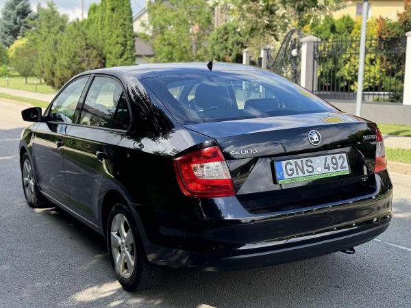 Melns Skoda Rapid 2013 Mažeikiai, ar dzinēja tilpumu 1.20 L un nobraukumu 181 tūkst. km par 3300 €, foto 1 vietnē AUTOMOTO.COM.LV