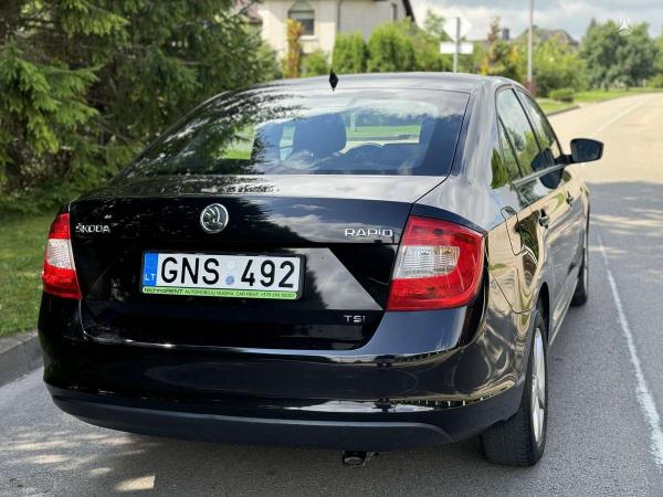 Melns Skoda Rapid 2013 Mažeikiai, ar dzinēja tilpumu 1.20 L un nobraukumu 181 tūkst. km par 3300 €, foto 8 vietnē AUTOMOTO.COM.LV