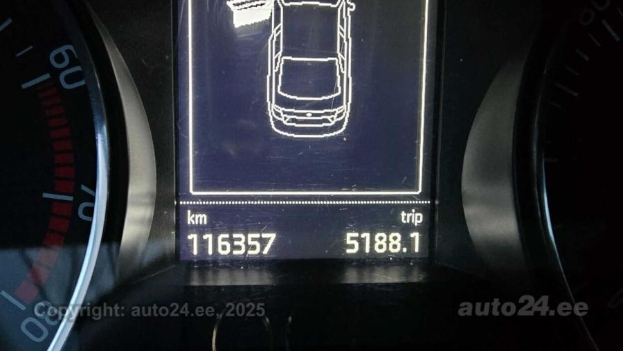 Melns Skoda Rapid 2016 Tallina, ar dzinēja tilpumu 1.20 L un nobraukumu 116 tūkst. km par 4900 €, foto 17 vietnē AUTOMOTO.COM.LV