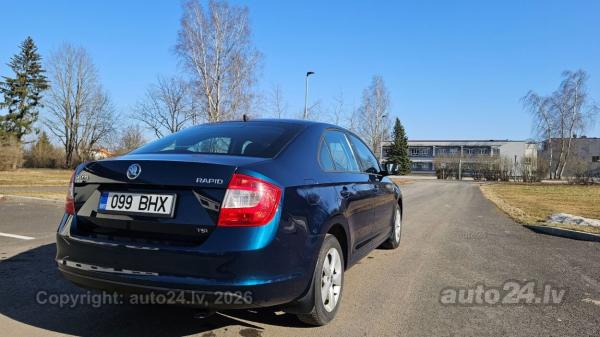 Zils Skoda Rapid 2013 Tartu, ar dzinēja tilpumu 1.20 L un nobraukumu 158 tūkst. km par 3999 €, foto 8 vietnē AUTOMOTO.COM.LV