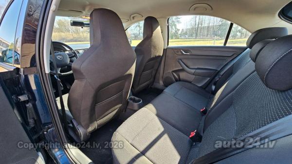 Blue Skoda Rapid 2013 in Tartu, with an engine capacity of 1.20 L and mileage of 158 thousand km for 3999 €, photo 11 on AUTOMOTO.COM.LV