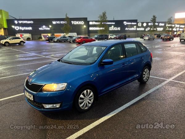 Blue Skoda Rapid 2014 in Tallinn, with an engine capacity of 1.60 L and mileage of 260 thousand km for 3299 €, photo 1 on AUTOMOTO.COM.LV