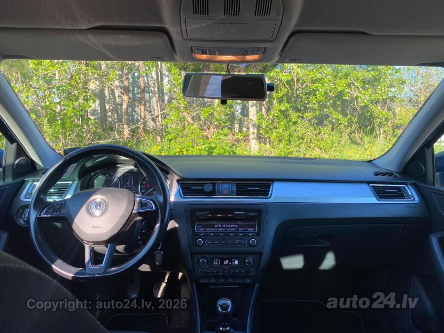 Blue Skoda Rapid 2014 in Rakvere, with an engine capacity of 1.20 L and mileage of 190 thousand km for 4500 €, photo 11 on AUTOMOTO.COM.LV