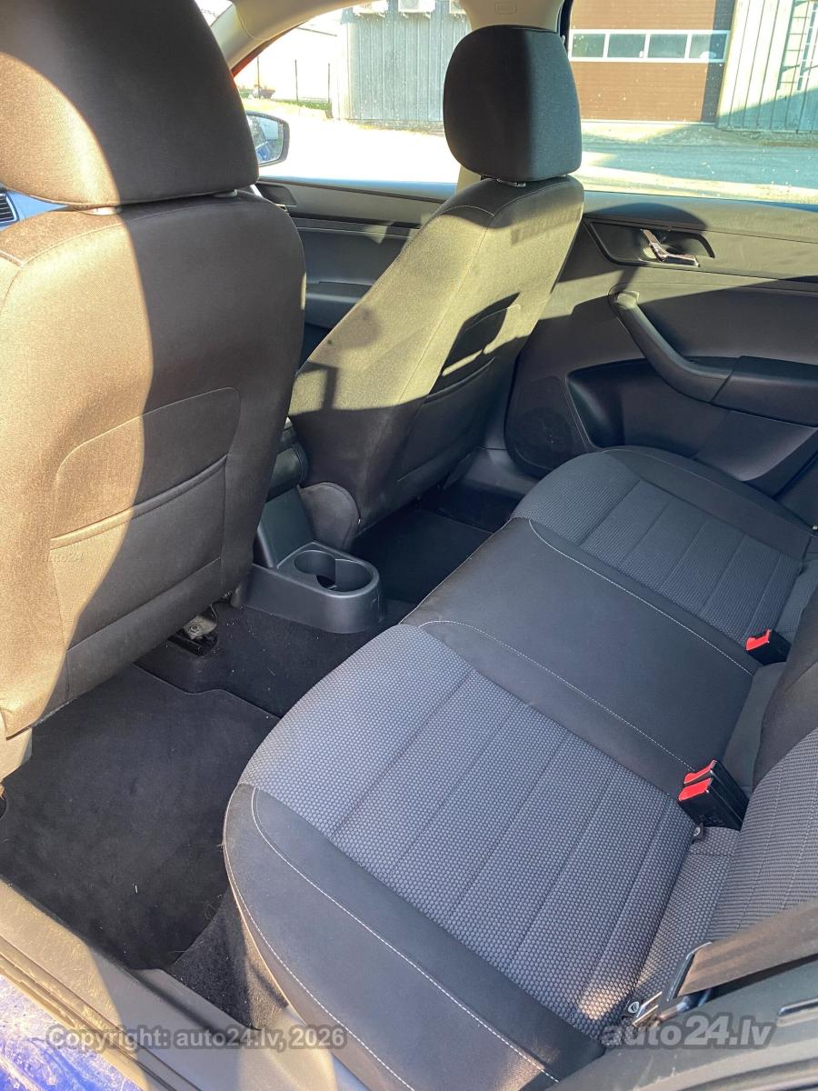 Blue Skoda Rapid 2014 in Rakvere, with an engine capacity of 1.20 L and mileage of 190 thousand km for 4500 €, photo 13 on AUTOMOTO.COM.LV