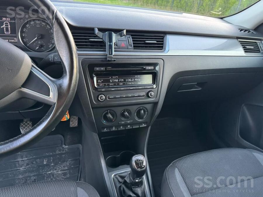 Zils Skoda Rapid 2014 Ogre, ar dzinēja tilpumu 1.20 L un nobraukumu 126 tūkst. km par 5500 €, foto 13 vietnē AUTOMOTO.COM.LV