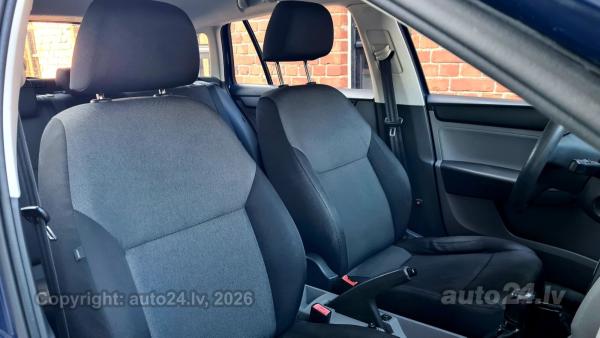 Blue Skoda Rapid 2015 in Tallinn, with an engine capacity of 1.20 L and mileage of 149 thousand km for 3990 €, photo 10 on AUTOMOTO.COM.LV
