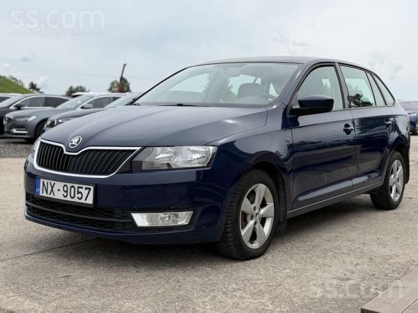 Blue Skoda Rapid 2015 in Riga, with an engine capacity of 1.60 L and mileage of 187 thousand km for 5990 €, photo 3 on AUTOMOTO.COM.LV