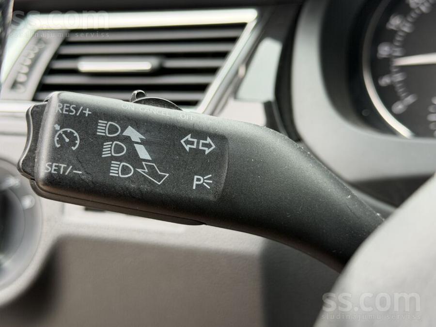Zils Skoda Rapid 2015 Rīga, ar dzinēja tilpumu 1.60 L un nobraukumu 187 tūkst. km par 5990 €, foto 8 vietnē AUTOMOTO.COM.LV