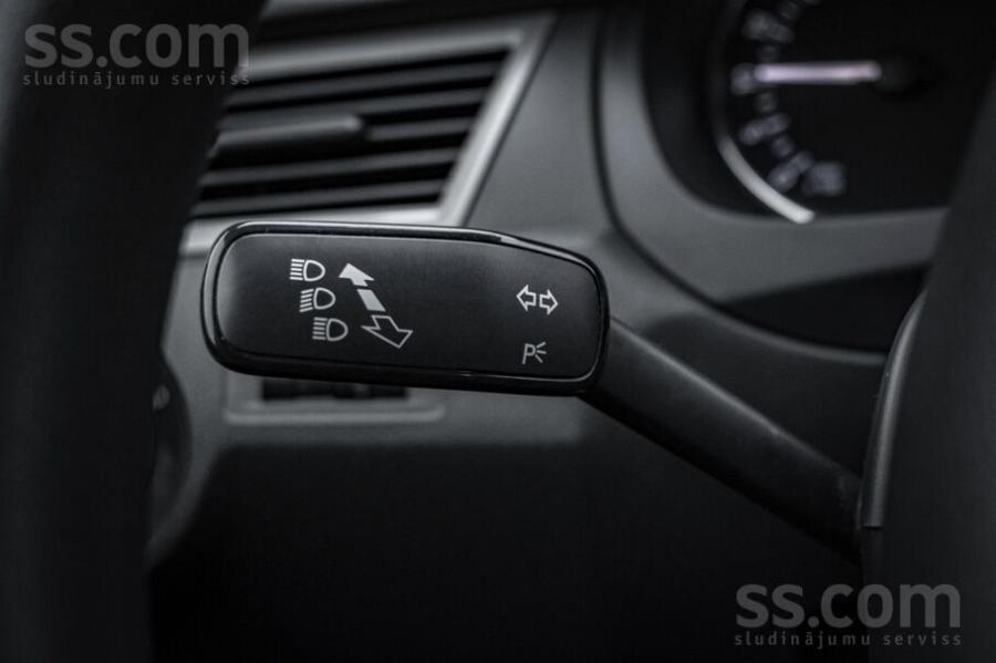 Blue Skoda Rapid 2015 in Riga, with an engine capacity of 1.40 L and mileage of 264 thousand km for 6490 €, photo 15 on AUTOMOTO.COM.LV
