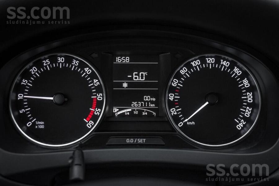 Blue Skoda Rapid 2015 in Riga, with an engine capacity of 1.40 L and mileage of 264 thousand km for 6490 €, photo 17 on AUTOMOTO.COM.LV