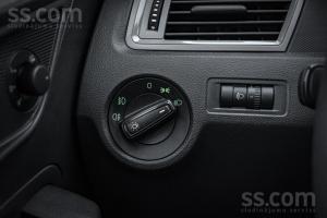 Blue Skoda Rapid 2015 in Riga, with an engine capacity of 1.40 L and mileage of 264 thousand km for 6490 €, photo 27 on AUTOMOTO.COM.LV