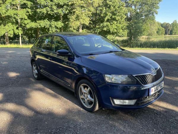 Blue Skoda Rapid 2015 in Birzai, with an engine capacity of 1.60 L and mileage of 147 thousand km for 4990 €, photo 1 on AUTOMOTO.COM.LV