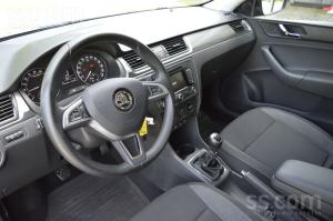 Zils Skoda Rapid 2015 Tukums, ar dzinēja tilpumu 1.60 L un nobraukumu 176 tūkst. km par 6795 €, foto 12 vietnē AUTOMOTO.COM.LV