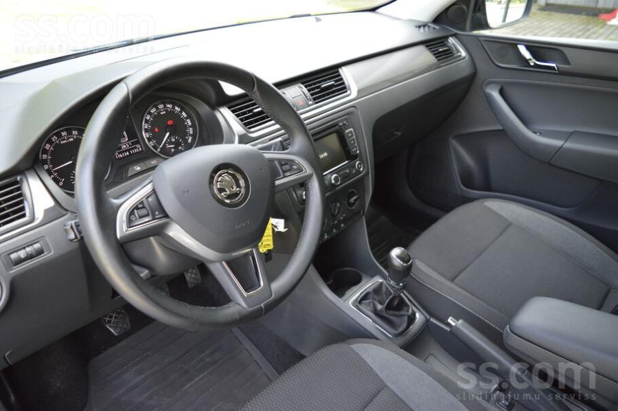 Zils Skoda Rapid 2015 Tukums, ar dzinēja tilpumu 1.60 L un nobraukumu 176 tūkst. km par 6795 €, foto 12 vietnē AUTOMOTO.COM.LV
