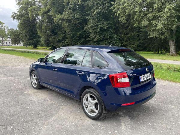 Zils Skoda Rapid 2015 Viļņa, ar dzinēja tilpumu 1.60 L un nobraukumu 148 tūkst. km par 4999 €, foto 4 vietnē AUTOMOTO.COM.LV