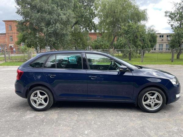 Zils Skoda Rapid 2015 Viļņa, ar dzinēja tilpumu 1.60 L un nobraukumu 148 tūkst. km par 4999 €, foto 8 vietnē AUTOMOTO.COM.LV