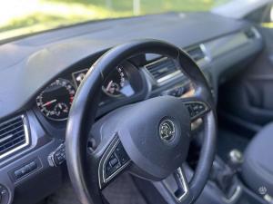 Zils Skoda Rapid 2015 Viļņa, ar dzinēja tilpumu 1.60 L un nobraukumu 148 tūkst. km par 4999 €, foto 23 vietnē AUTOMOTO.COM.LV