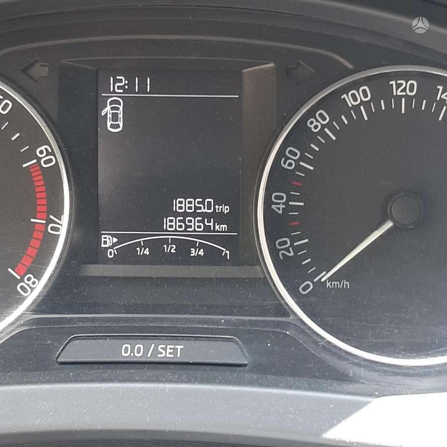 Zils Skoda Rapid 2015 Kėdainiai, ar dzinēja tilpumu 1.20 L un nobraukumu 186 tūkst. km par 2299 €, foto 8 vietnē AUTOMOTO.COM.LV