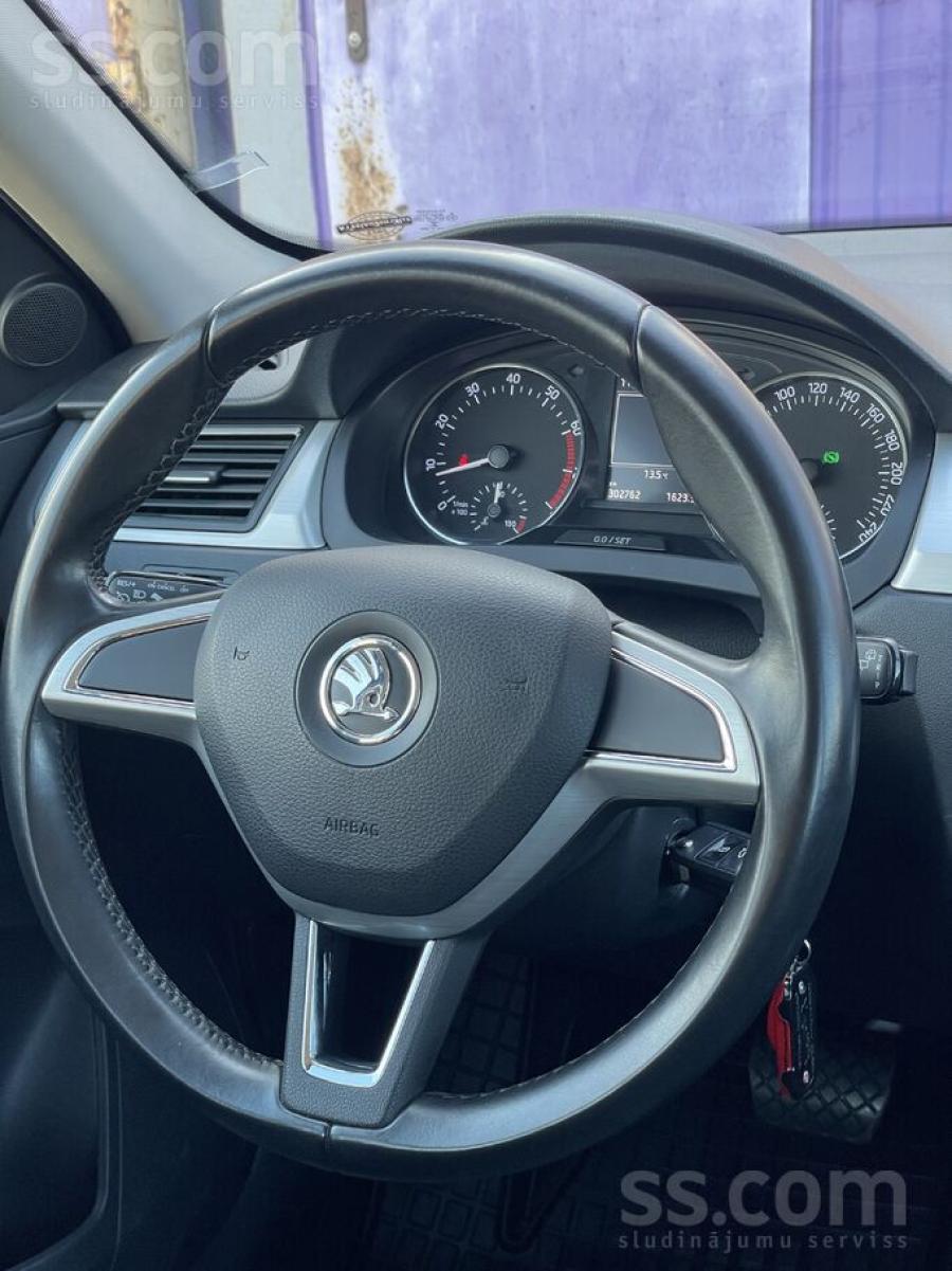 Zils Skoda Rapid 2016 Rīga, ar dzinēja tilpumu 1.20 L un nobraukumu 302 tūkst. km par 4500 €, foto 11 vietnē AUTOMOTO.COM.LV