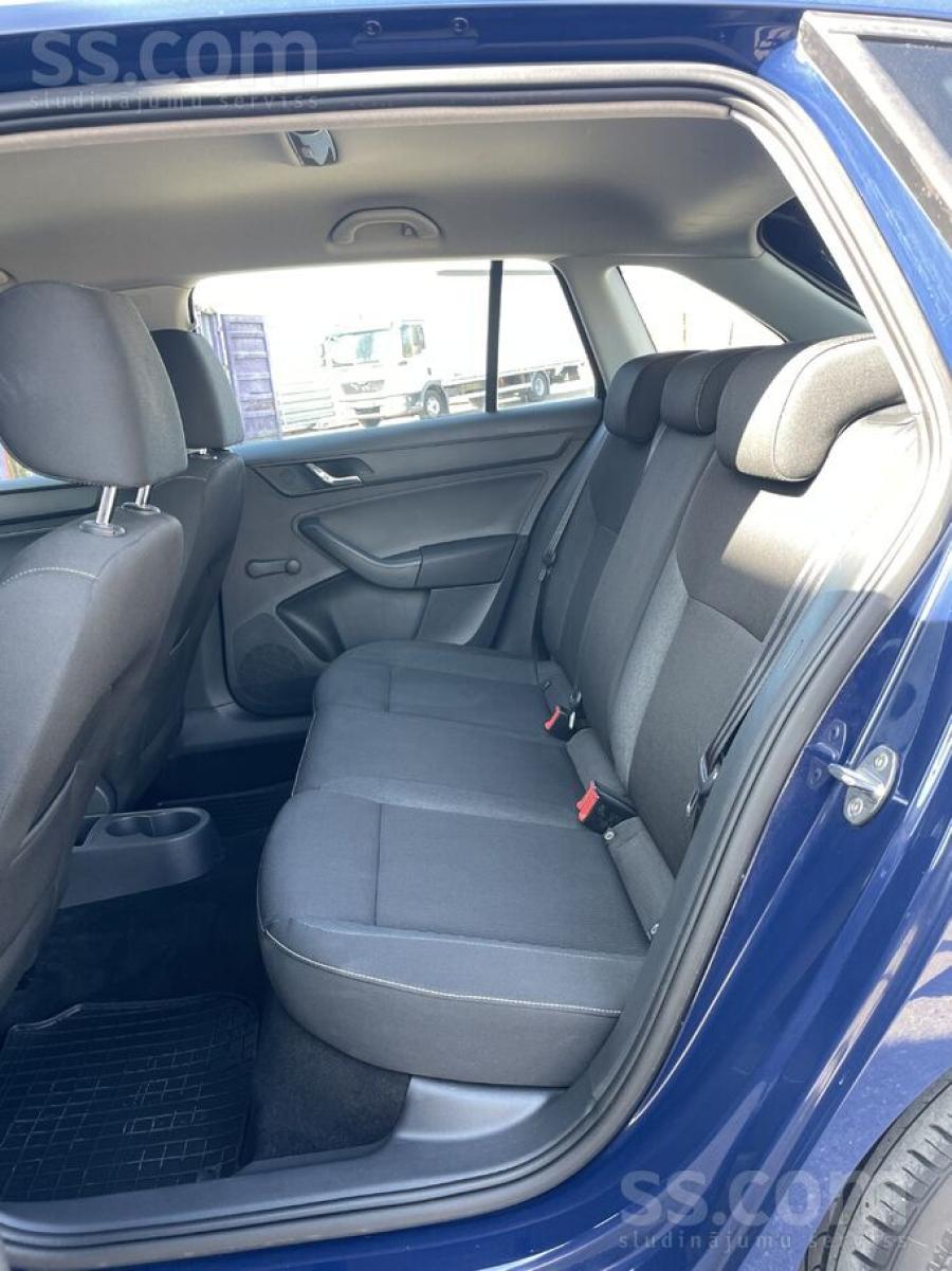 Zils Skoda Rapid 2016 Rīga, ar dzinēja tilpumu 1.20 L un nobraukumu 302 tūkst. km par 4500 €, foto 13 vietnē AUTOMOTO.COM.LV