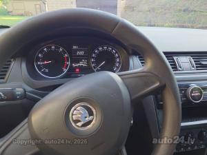 Синий Шкода Рапид 2016 в Таллин, объемом двигателя 1.20 л и пробегом 190 тыс. км за 3999 €, фото 8 на AUTOMOTO.COM.LV
