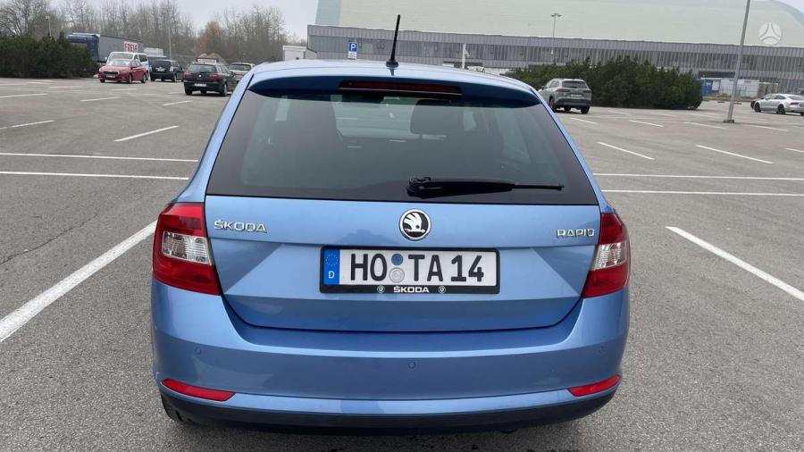 Zils Skoda Rapid 2016 Šauļi, ar dzinēja tilpumu 1.42 L un nobraukumu 165 tūkst. km par 5950 €, foto 7 vietnē AUTOMOTO.COM.LV
