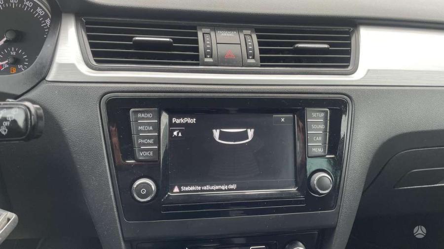 Zils Skoda Rapid 2016 Šauļi, ar dzinēja tilpumu 1.42 L un nobraukumu 165 tūkst. km par 5950 €, foto 18 vietnē AUTOMOTO.COM.LV
