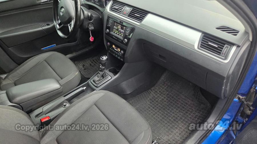 Blue Skoda Rapid 2016 in Tallinn, with an engine capacity of 1.40 L and mileage of 195 thousand km for 6000 €, photo 5 on AUTOMOTO.COM.LV