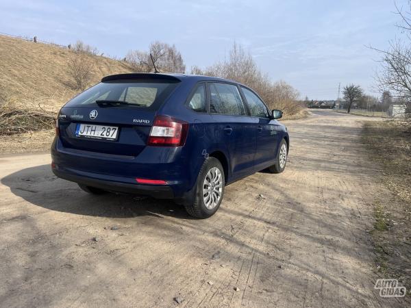 Zils Skoda Rapid 2017 Vievis, ar dzinēja tilpumu 1.40 L un nobraukumu 220 tūkst. km par 4200 €, foto 5 vietnē AUTOMOTO.COM.LV