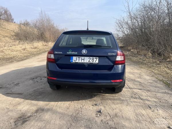 Zils Skoda Rapid 2017 Vievis, ar dzinēja tilpumu 1.40 L un nobraukumu 220 tūkst. km par 4200 €, foto 6 vietnē AUTOMOTO.COM.LV