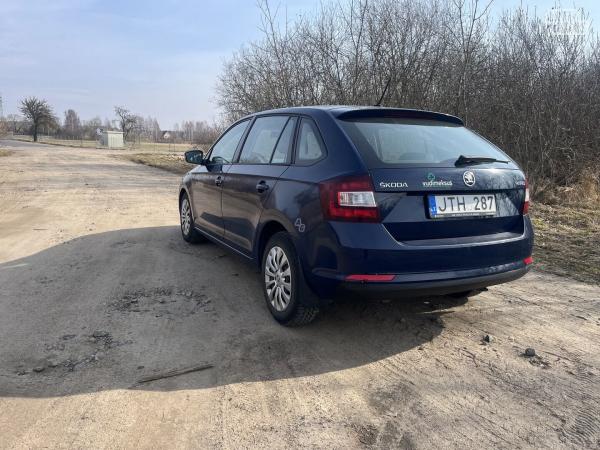 Zils Skoda Rapid 2017 Vievis, ar dzinēja tilpumu 1.40 L un nobraukumu 220 tūkst. km par 4200 €, foto 7 vietnē AUTOMOTO.COM.LV