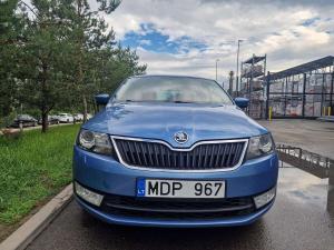 Zils Skoda Rapid 2017 Viļņa, ar dzinēja tilpumu 1.20 L un nobraukumu 170 tūkst. km par 7250 €, foto  vietnē AUTOMOTO.COM.LV