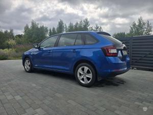 Zils Skoda Rapid 2017 Viļņa, ar dzinēja tilpumu 1.20 L un nobraukumu 98 tūkst. km par 6350 €, foto  vietnē AUTOMOTO.COM.LV