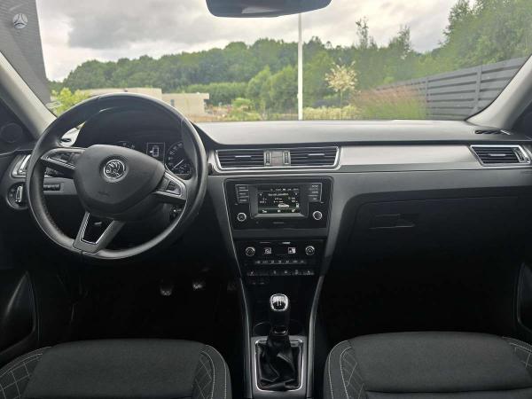 Zils Skoda Rapid 2017 Viļņa, ar dzinēja tilpumu 1.20 L un nobraukumu 98 tūkst. km par 6350 €, foto 6 vietnē AUTOMOTO.COM.LV