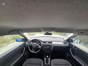Blue Skoda Rapid 2017 in Vilnius, with an engine capacity of 1.20 L and mileage of 98 thousand km for 6350 €, photo 8 on AUTOMOTO.COM.LV