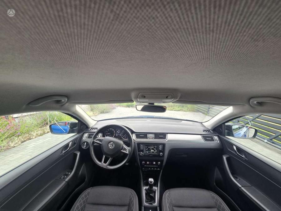 Blue Skoda Rapid 2017 in Vilnius, with an engine capacity of 1.20 L and mileage of 98 thousand km for 6350 €, photo 8 on AUTOMOTO.COM.LV