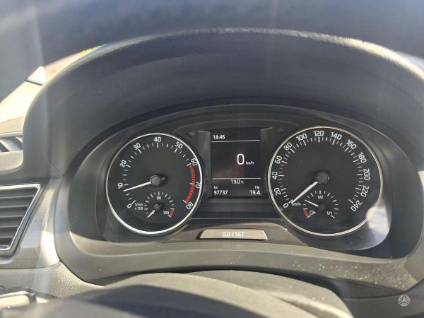 Zils Skoda Rapid 2017 Viļņa, ar dzinēja tilpumu 1.20 L un nobraukumu 98 tūkst. km par 6350 €, foto 9 vietnē AUTOMOTO.COM.LV