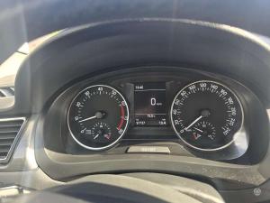 Blue Skoda Rapid 2017 in Vilnius, with an engine capacity of 1.20 L and mileage of 98 thousand km for 6350 €, photo 10 on AUTOMOTO.COM.LV